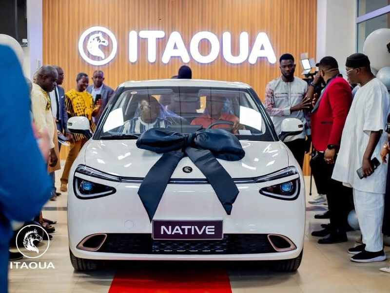 Zim inventor, invents a Microsonic Greener Power Machine - TechnoMag